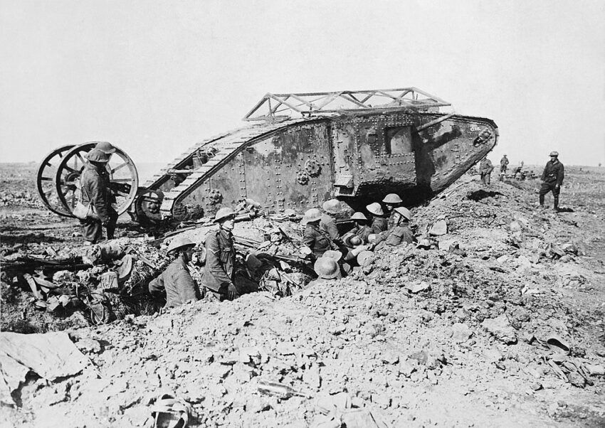 The Emergence of Tank Warfare: The Battle of Flers-Courcelette - WW2 ...